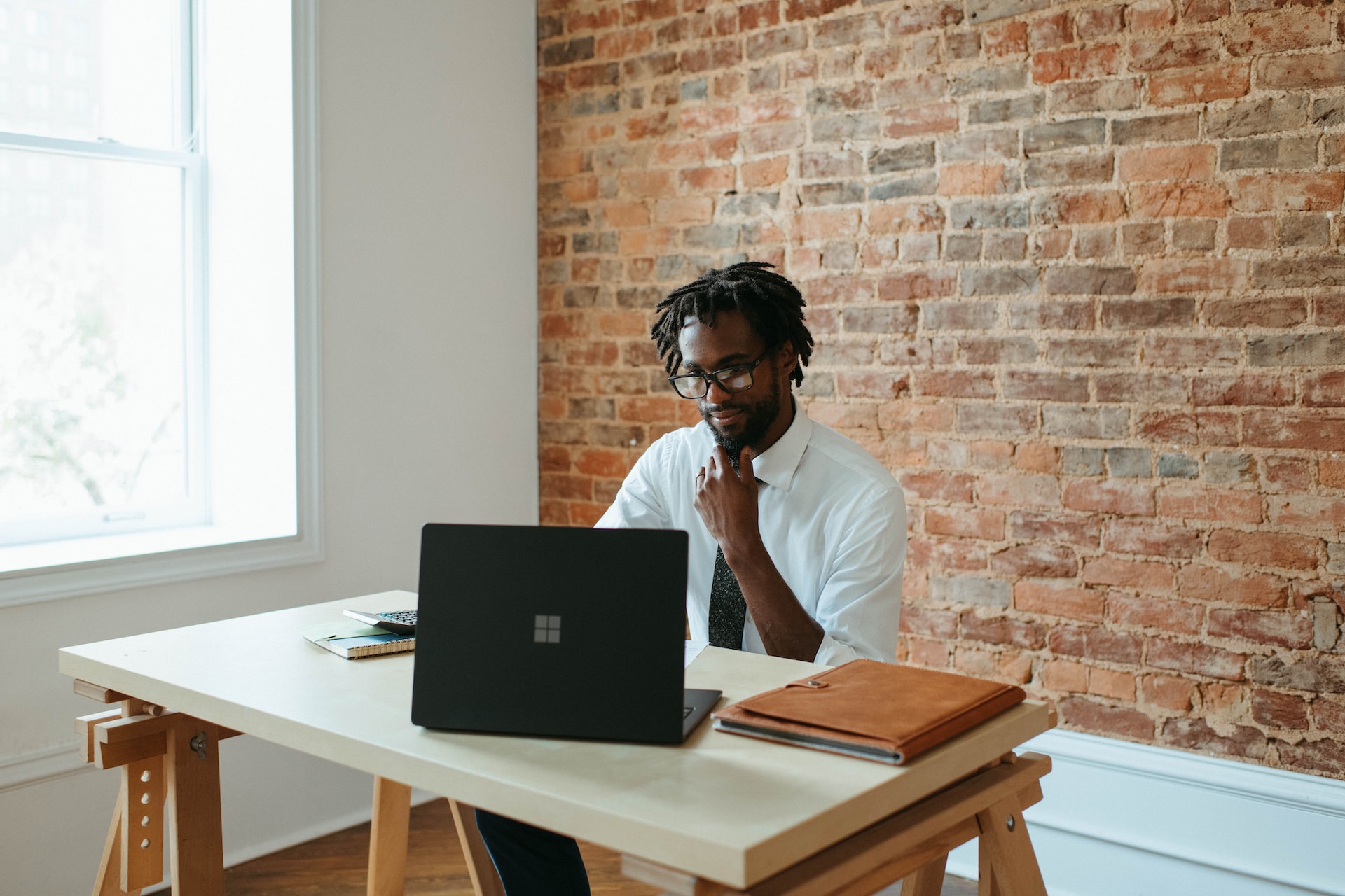 How to write a report - Breakout English
